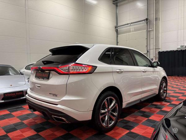 Balts Ford Edge 2015 Viļņa, ar dzinēja tilpumu 2.70 L un nobraukumu 197 tūkst. km par 14900 €, foto 4 vietnē AUTOMOTO.COM.LV