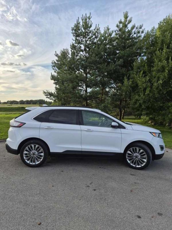 White Ford Edge 2015 in Vilnius, with an engine capacity of 3.50 L and mileage of 238 thousand km for 15000 €, photo 2 on AUTOMOTO.COM.LV