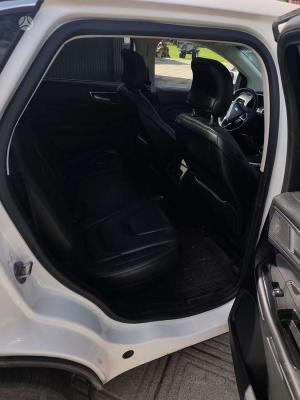 White Ford Edge 2016 in Klaipeda, with an engine capacity of 2.00 L and mileage of 290 thousand km for 5250 €, photo 9 on AUTOMOTO.COM.LV