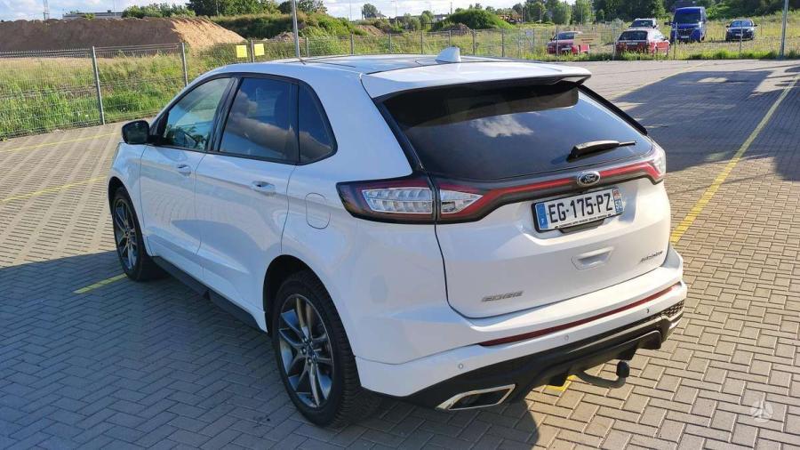 White Ford Edge 2016 in Taurage, with an engine capacity of 2.00 L and mileage of 184 thousand km for 13200 €, photo 4 on AUTOMOTO.COM.LV