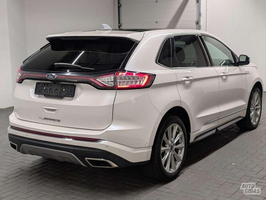 White Ford Edge 2017 in Kaunas, with an engine capacity of 2.00 L and mileage of 68 thousand km for 27529 €, photo 4 on AUTOMOTO.COM.LV