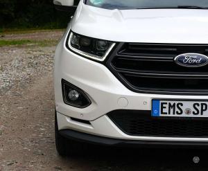 White Ford Edge 2017 in Kretinga, with an engine capacity of 2.00 L and mileage of 240 thousand km for 9499 €, photo 5 on AUTOMOTO.COM.LV