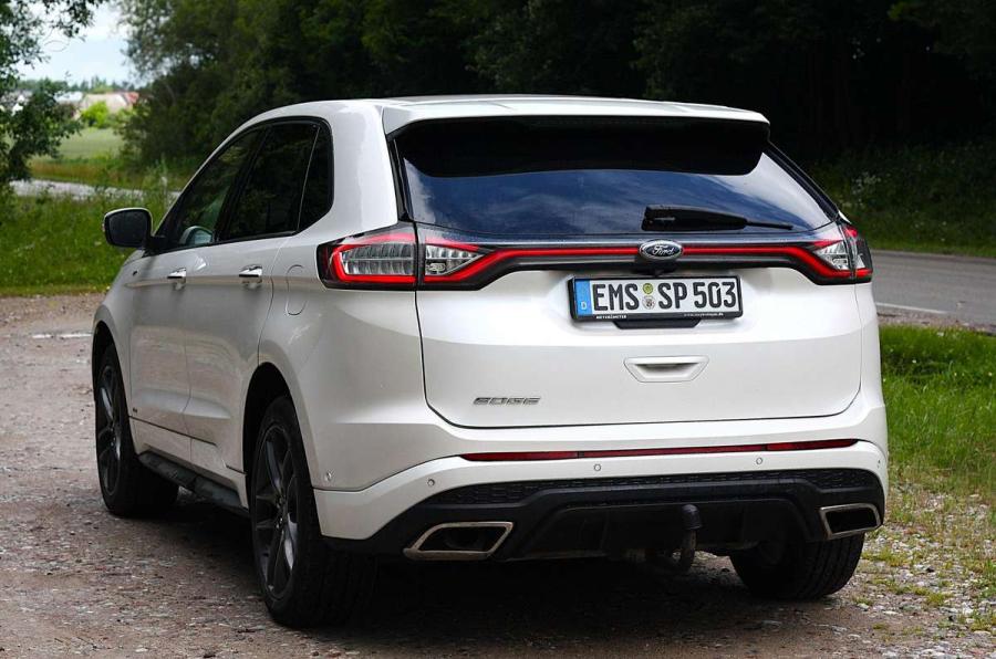 White Ford Edge 2017 in Kretinga, with an engine capacity of 2.00 L and mileage of 240 thousand km for 9499 €, photo 14 on AUTOMOTO.COM.LV