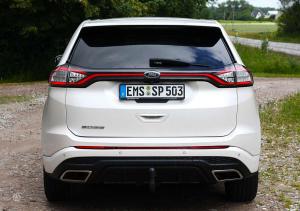 White Ford Edge 2017 in Kretinga, with an engine capacity of 2.00 L and mileage of 240 thousand km for 9499 €, photo 15 on AUTOMOTO.COM.LV