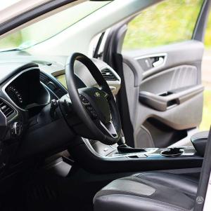 White Ford Edge 2017 in Kretinga, with an engine capacity of 2.00 L and mileage of 240 thousand km for 9499 €, photo 21 on AUTOMOTO.COM.LV