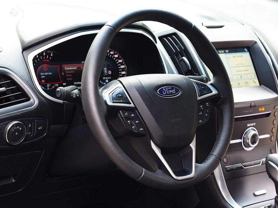 White Ford Edge 2017 in Kretinga, with an engine capacity of 2.00 L and mileage of 240 thousand km for 9499 €, photo 24 on AUTOMOTO.COM.LV