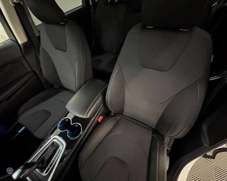 Balts Ford Edge 2017 Marijampole, ar dzinēja tilpumu 2.00 L un nobraukumu 192 tūkst. km par 13750 €, foto 13 vietnē AUTOMOTO.COM.LV