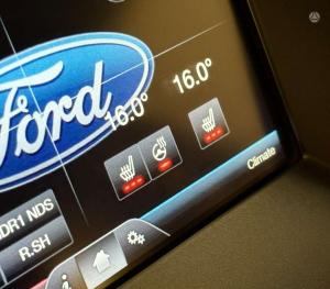 Balts Ford Edge 2017 Marijampole, ar dzinēja tilpumu 2.00 L un nobraukumu 192 tūkst. km par 13750 €, foto 27 vietnē AUTOMOTO.COM.LV
