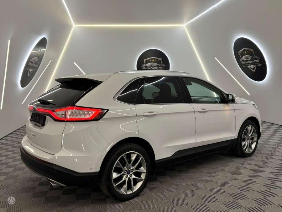 White Ford Edge 2017 in Marijampole, with an engine capacity of 2.00 L and mileage of 192 thousand km for 13650 €, photo 12 on AUTOMOTO.COM.LV