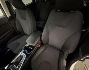 White Ford Edge 2017 in Marijampole, with an engine capacity of 2.00 L and mileage of 192 thousand km for 13650 €, photo 18 on AUTOMOTO.COM.LV