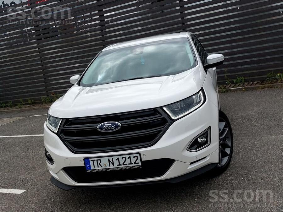 White Ford Edge 2018 in Riga, with an engine capacity of 2.00 L and mileage of 122 thousand km for 24500 €, photo 1 on AUTOMOTO.COM.LV