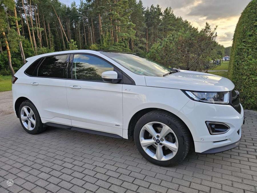 White Ford Edge 2018 in Ukmerge, with an engine capacity of 2.00 L and mileage of 244 thousand km for 13300 €, photo 14 on AUTOMOTO.COM.LV