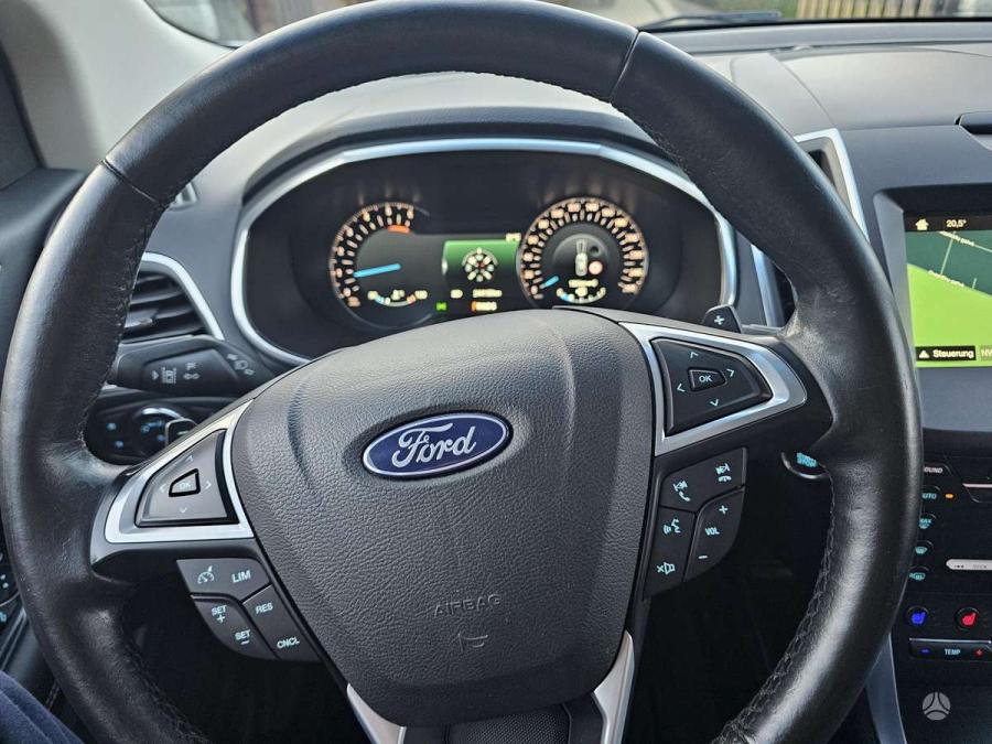 White Ford Edge 2018 in Ukmerge, with an engine capacity of 2.00 L and mileage of 244 thousand km for 13300 €, photo 30 on AUTOMOTO.COM.LV