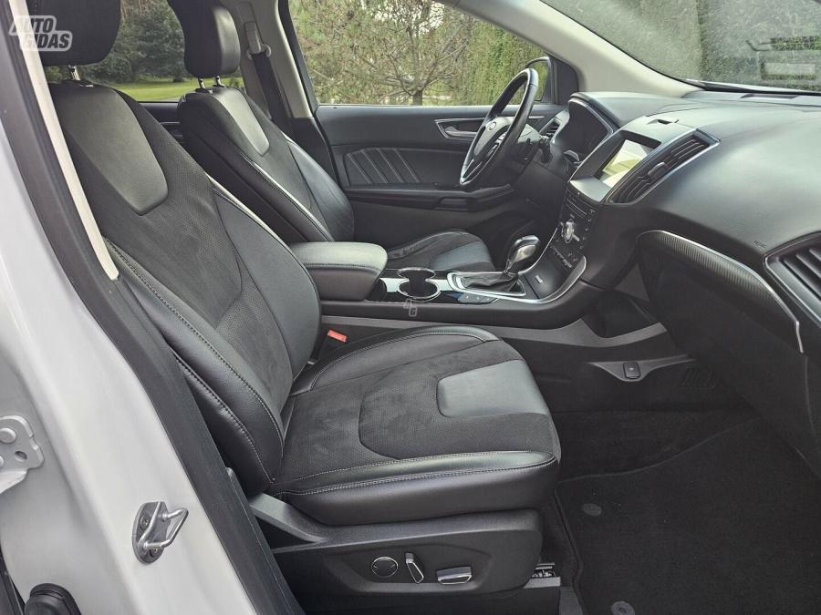 White Ford Edge 2018 in Ukmerge, with an engine capacity of 2.00 L and mileage of 244 thousand km for 12500 €, photo 5 on AUTOMOTO.COM.LV