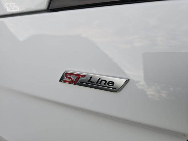 White Ford Edge 2018 in Ukmerge, with an engine capacity of 2.00 L and mileage of 244 thousand km for 12500 €, photo 9 on AUTOMOTO.COM.LV