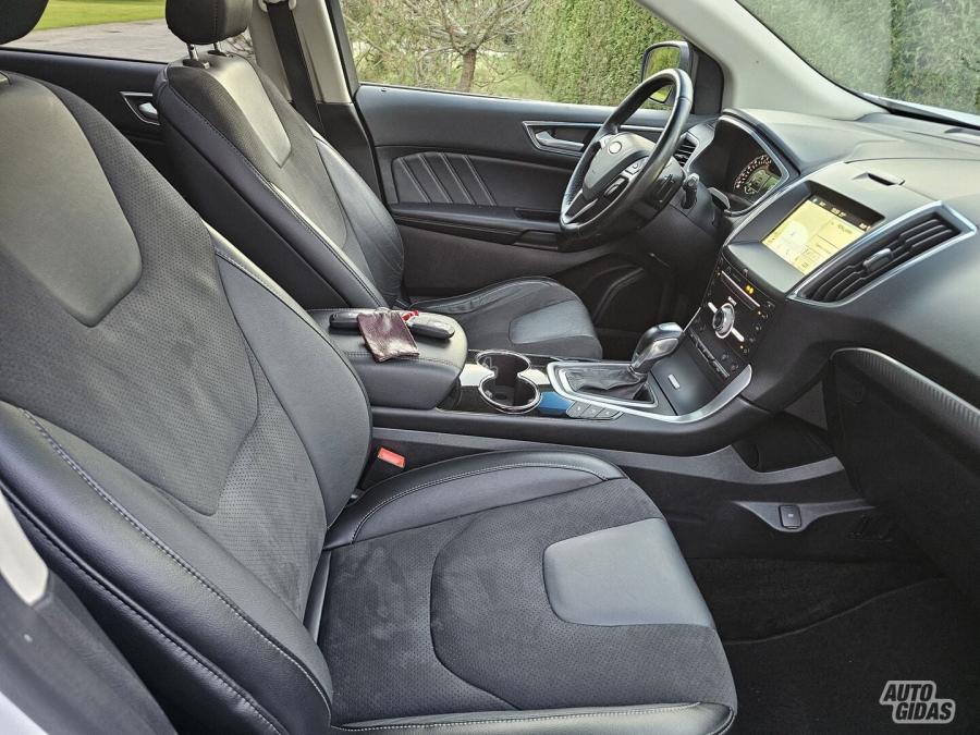White Ford Edge 2018 in Ukmerge, with an engine capacity of 2.00 L and mileage of 244 thousand km for 12500 €, photo 19 on AUTOMOTO.COM.LV