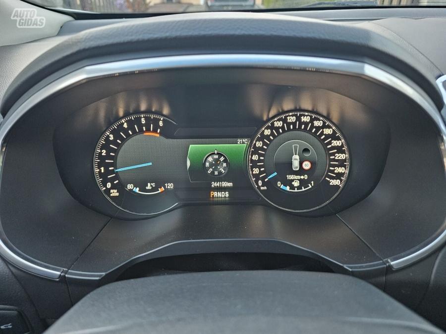 White Ford Edge 2018 in Ukmerge, with an engine capacity of 2.00 L and mileage of 244 thousand km for 12500 €, photo 22 on AUTOMOTO.COM.LV