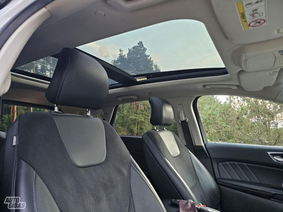 White Ford Edge 2018 in Ukmerge, with an engine capacity of 2.00 L and mileage of 244 thousand km for 12500 €, photo 31 on AUTOMOTO.COM.LV