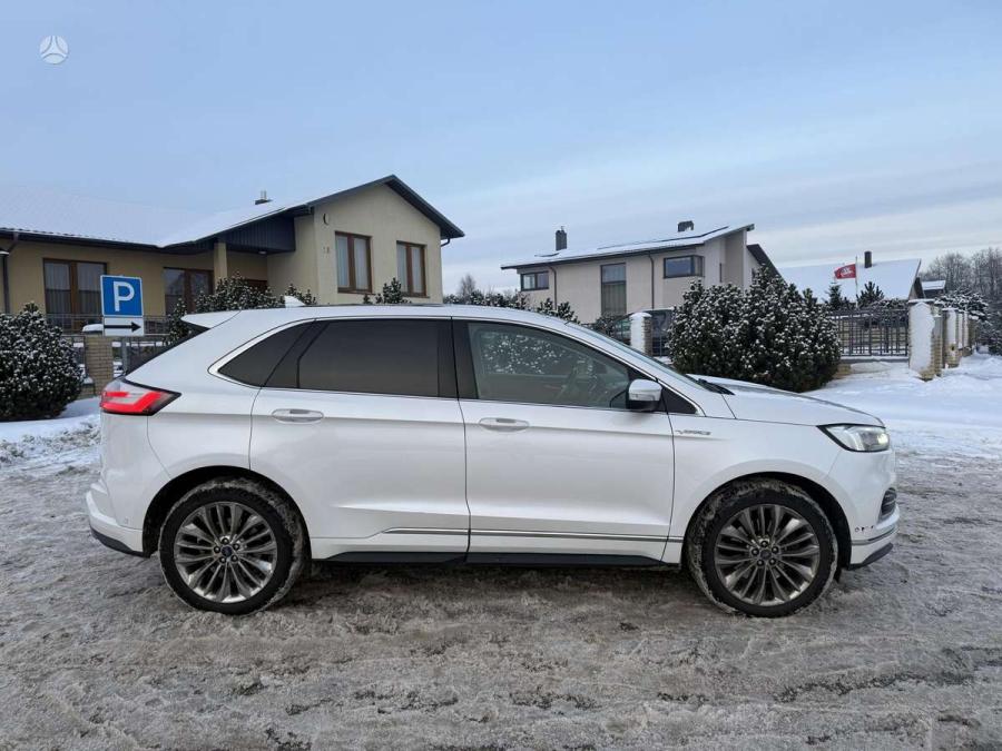 White Ford Edge 2019 in Taurage, with an engine capacity of 2.00 L and mileage of 258 thousand km for 15500 €, photo 11 on AUTOMOTO.COM.LV