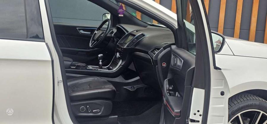 White Ford Edge 2019 in Klaipeda, with an engine capacity of 2.00 L and mileage of 187 thousand km for 19800 €, photo 14 on AUTOMOTO.COM.LV