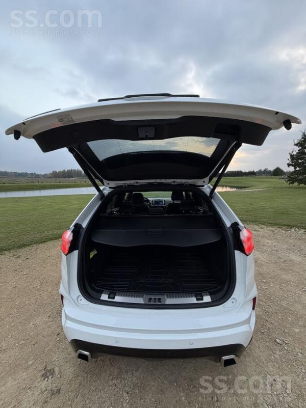 Balts Ford Edge 2019 Rīga, ar dzinēja tilpumu 2.00 L un nobraukumu 110 tūkst. km par 21000 €, foto 4 vietnē AUTOMOTO.COM.LV