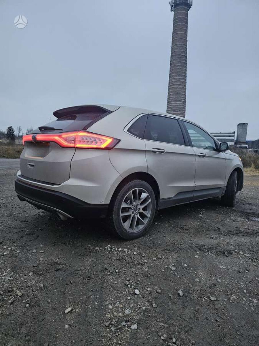 Dzeltens Ford Edge 2017 Panevēža, ar dzinēja tilpumu 3.50 L un nobraukumu 133 tūkst. km par 14800 €, foto 3 vietnē AUTOMOTO.COM.LV