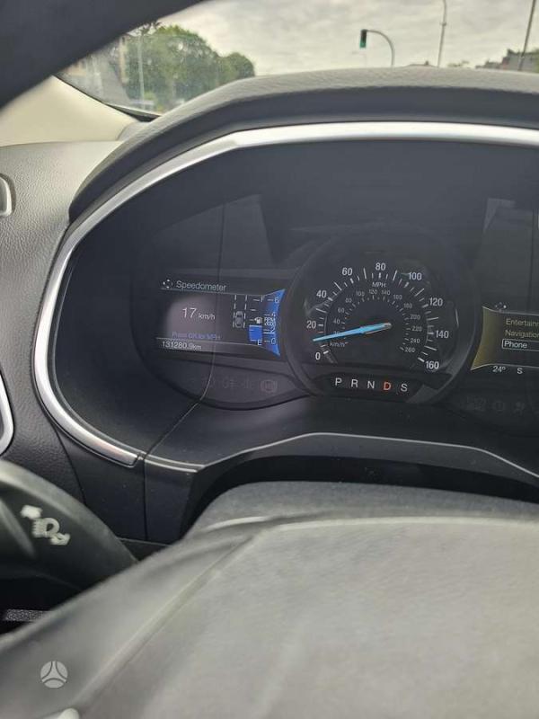 Dzeltens Ford Edge 2017 Panevēža, ar dzinēja tilpumu 3.50 L un nobraukumu 133 tūkst. km par 14800 €, foto 6 vietnē AUTOMOTO.COM.LV