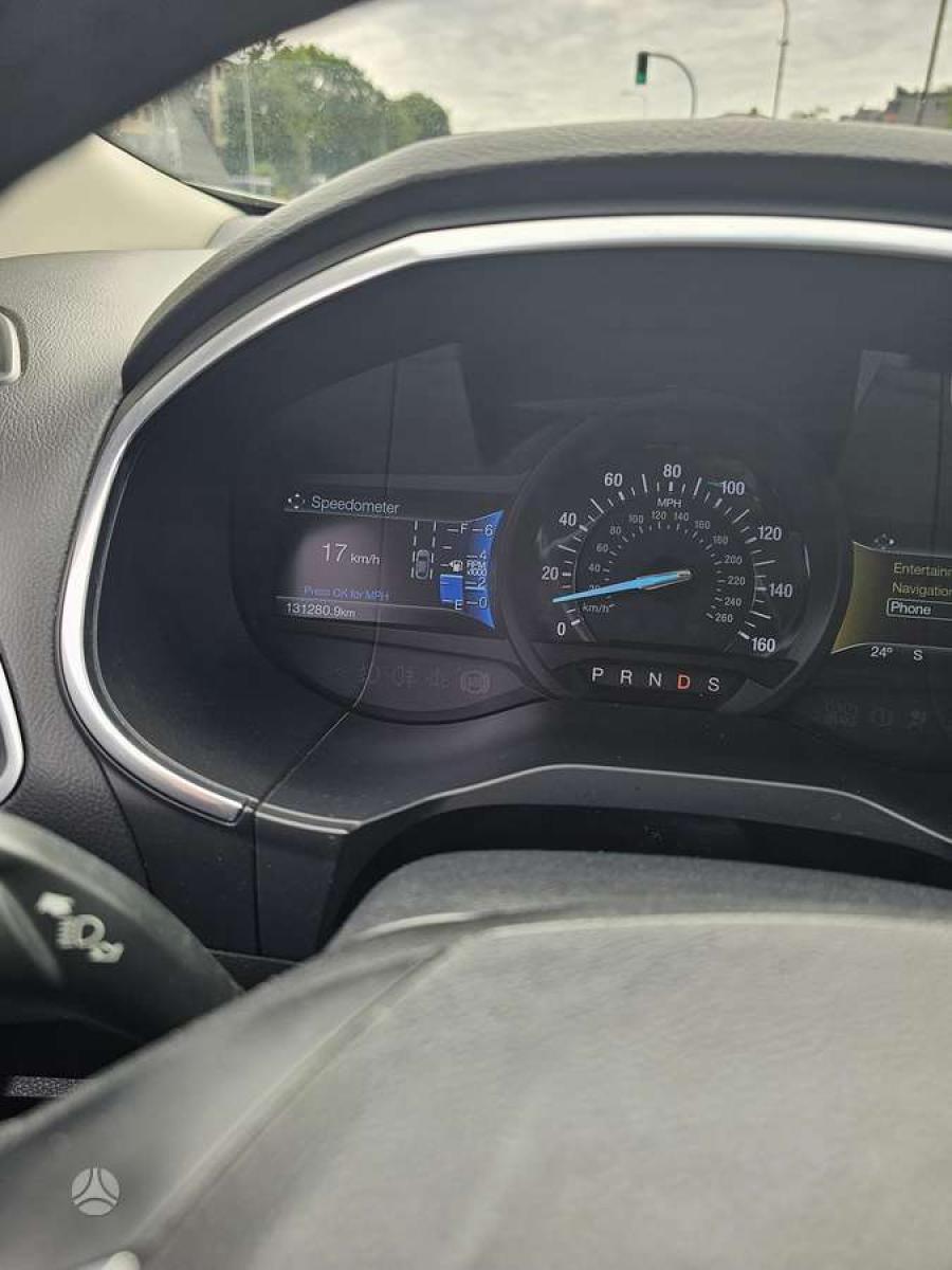 Dzeltens Ford Edge 2017 Panevēža, ar dzinēja tilpumu 3.50 L un nobraukumu 133 tūkst. km par 14800 €, foto 7 vietnē AUTOMOTO.COM.LV