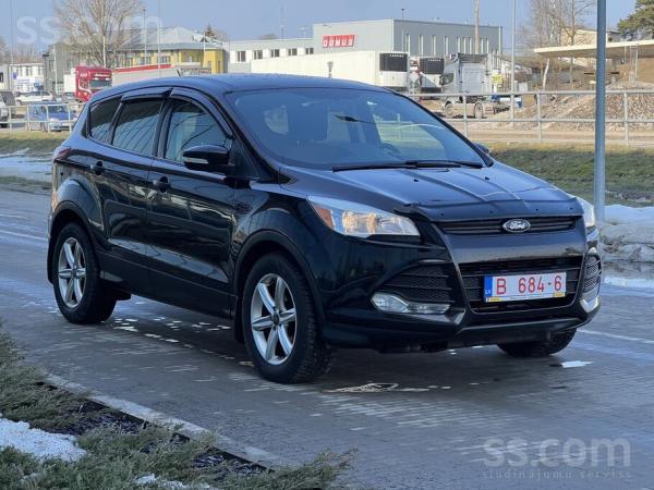 Black Ford Escape 2012 in Rezekne, with an engine capacity of 2.50 L and mileage of 0 thousand km for 6650 €, photo 3 on AUTOMOTO.COM.LV
