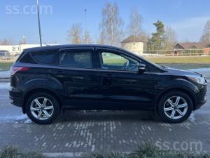 Черный Форд Эскейп 2012 в Резекне, объемом двигателя 2.50 л и пробегом 0 тыс. км за 6650 €, фото 9 на AUTOMOTO.COM.LV