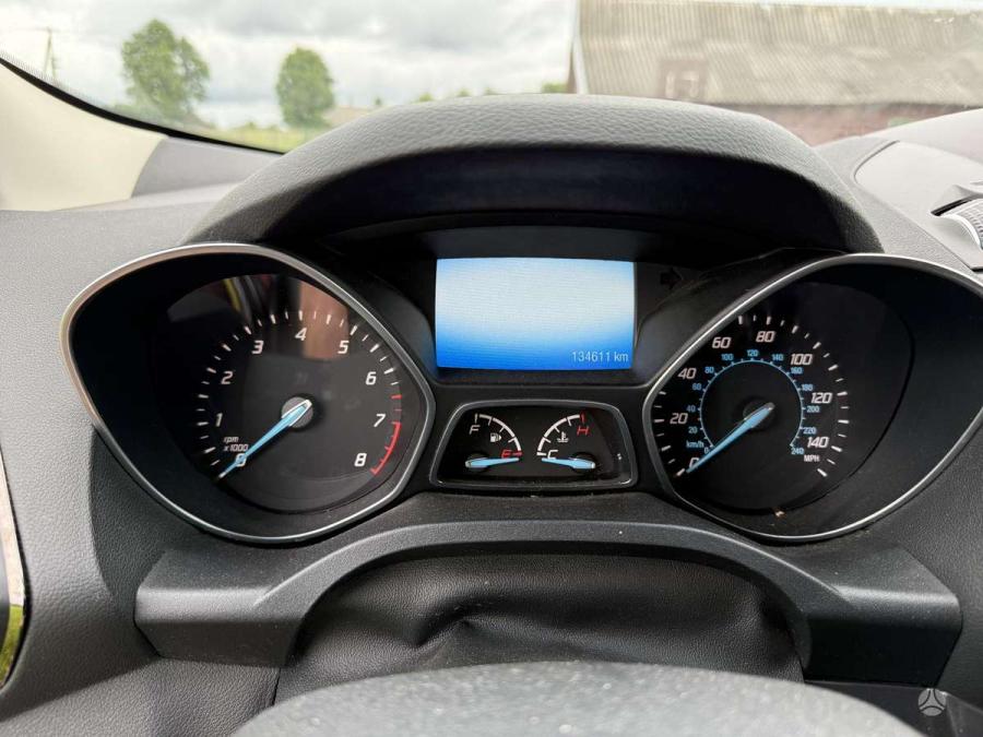 Melns Ford Escape 2013 Širvintos, ar dzinēja tilpumu 1.60 L un nobraukumu 135 tūkst. km par 5000 €, foto 7 vietnē AUTOMOTO.COM.LV