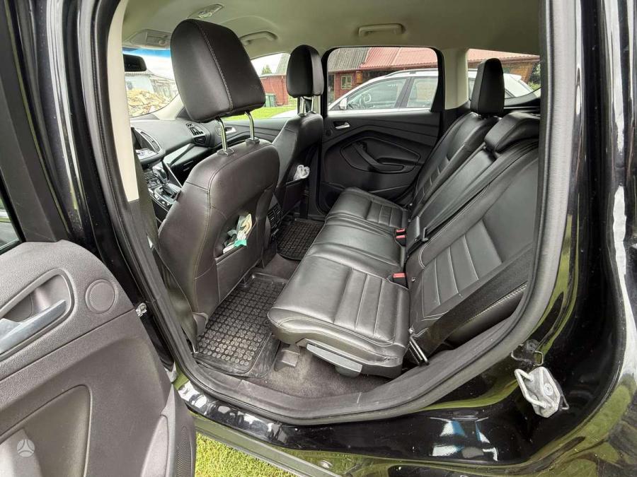 Melns Ford Escape 2013 Širvintos, ar dzinēja tilpumu 1.60 L un nobraukumu 135 tūkst. km par 5000 €, foto 9 vietnē AUTOMOTO.COM.LV
