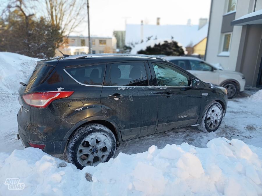 Черный Форд Эскейп 2014 в Паневежис, объемом двигателя 2.00 л и пробегом 285 тыс. км за 5400 €, фото 2 на AUTOMOTO.COM.LV