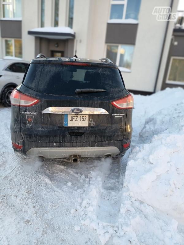 Melns Ford Escape 2014 Panevēža, ar dzinēja tilpumu 2.00 L un nobraukumu 285 tūkst. km par 5400 €, foto 4 vietnē AUTOMOTO.COM.LV