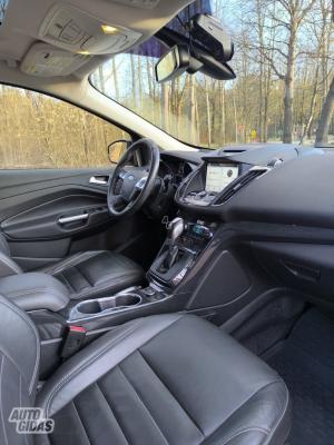 Black Ford Escape 2016 in Vilnius, with an engine capacity of 1.60 L and mileage of 178 thousand km for 7500 €, photo 10 on AUTOMOTO.COM.LV