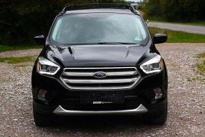 Black Ford Escape 2017 in Kretinga, with an engine capacity of 2.00 L and mileage of 133 thousand km for 11999 €, photo 2 on AUTOMOTO.COM.LV