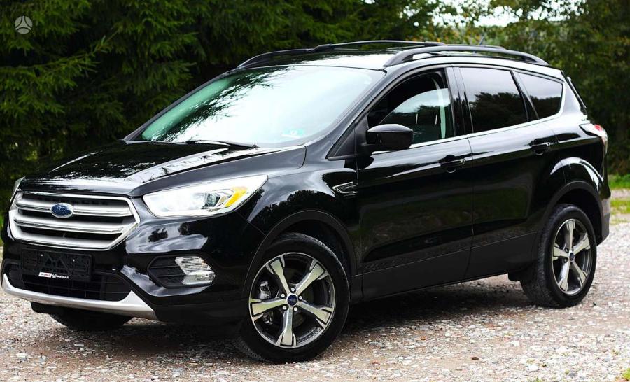 Black Ford Escape 2017 in Kretinga, with an engine capacity of 2.00 L and mileage of 133 thousand km for 11999 €, photo 4 on AUTOMOTO.COM.LV