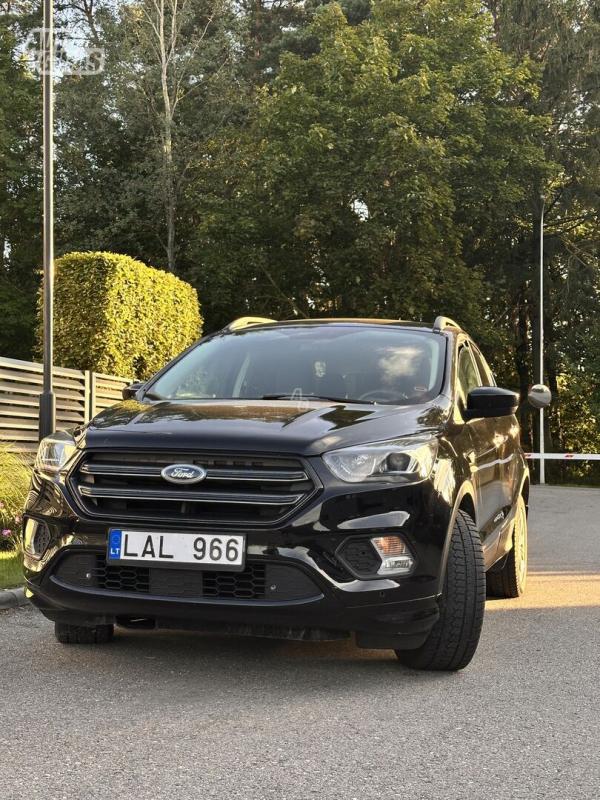 Форд Эскейп 2019 в Каунас на AUTOMOTO.COM.LV Черный Форд Эскейп 2019 в Каунас, объемом двигателя 1.50 л и пробегом 112 тыс. км за 9500 €, фото 1 на AUTOMOTO.COM.LV