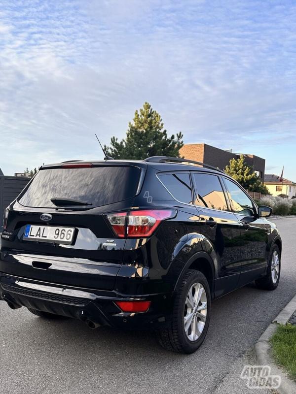 Форд Эскейп 2019 в Каунас на AUTOMOTO.COM.LV Черный Форд Эскейп 2019 в Каунас, объемом двигателя 1.50 л и пробегом 112 тыс. км за 9500 €, фото 7 на AUTOMOTO.COM.LV