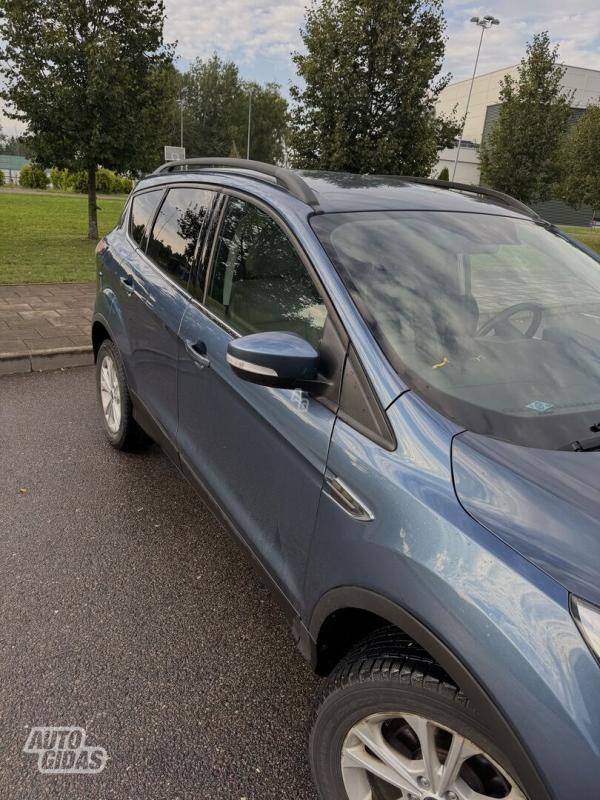 Zils Ford Escape 2018 Utena, ar dzinēja tilpumu 1.50 L un nobraukumu 74 tūkst. km par 9500 €, foto 3 vietnē AUTOMOTO.COM.LV