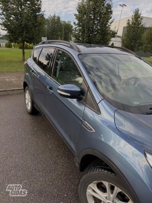 Zils Ford Escape 2018 Utena, ar dzinēja tilpumu 1.50 L un nobraukumu 74 tūkst. km par 9500 €, foto 4 vietnē AUTOMOTO.COM.LV