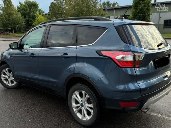 Zils Ford Escape 2018 Utena, ar dzinēja tilpumu 1.50 L un nobraukumu 74 tūkst. km par 9500 €, foto 4 vietnē AUTOMOTO.COM.LV