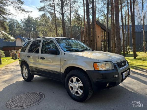 Ford Escape 2002 in Vilnius, with an engine capacity of 3.00 L and mileage of 147 thousand km for 2699 €, photo 3 on AUTOMOTO.COM.LV