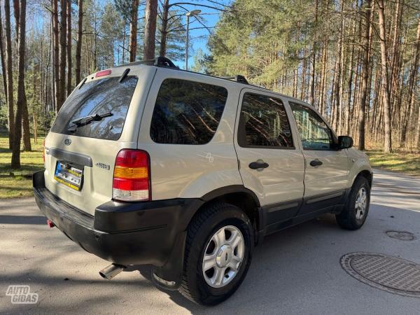 Ford Escape 2002 in Vilnius, with an engine capacity of 3.00 L and mileage of 147 thousand km for 2699 €, photo 4 on AUTOMOTO.COM.LV