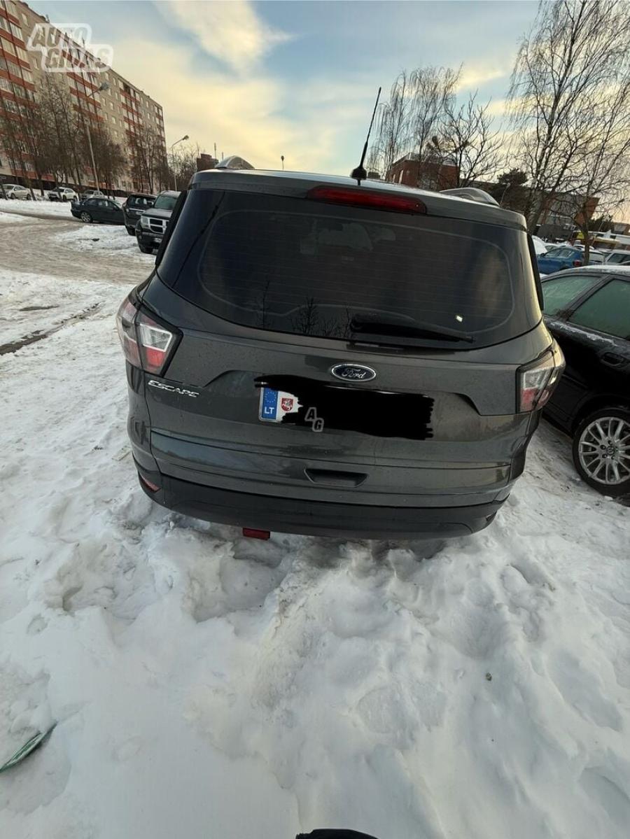 Ford Escape 2017 in Klaipeda, with an engine capacity of 2.50 L and mileage of 181 thousand km for 9200 €, photo 15 on AUTOMOTO.COM.LV
