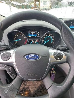 Pelēks Ford Escape 2016 Druskininkai, ar dzinēja tilpumu 2.49 L un nobraukumu 172 tūkst. km par 6159 €, foto 6 vietnē AUTOMOTO.COM.LV