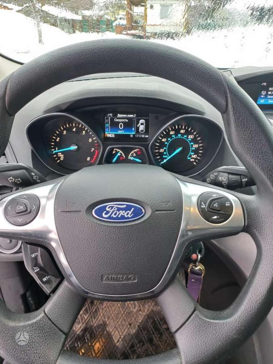Pelēks Ford Escape 2016 Druskininkai, ar dzinēja tilpumu 2.49 L un nobraukumu 172 tūkst. km par 6159 €, foto 6 vietnē AUTOMOTO.COM.LV