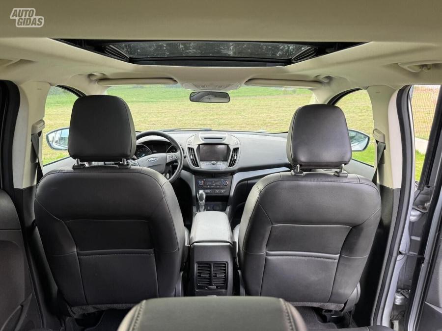 Grey Ford Escape 2018 in Utena, with an engine capacity of 1.50 L and mileage of 141 thousand km for 8888 €, photo 15 on AUTOMOTO.COM.LV
