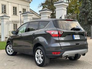 Pelēks Ford Escape 2019 Viļņa, ar dzinēja tilpumu 1.50 L un nobraukumu 57 tūkst. km par 8850 €, foto 5 vietnē AUTOMOTO.COM.LV