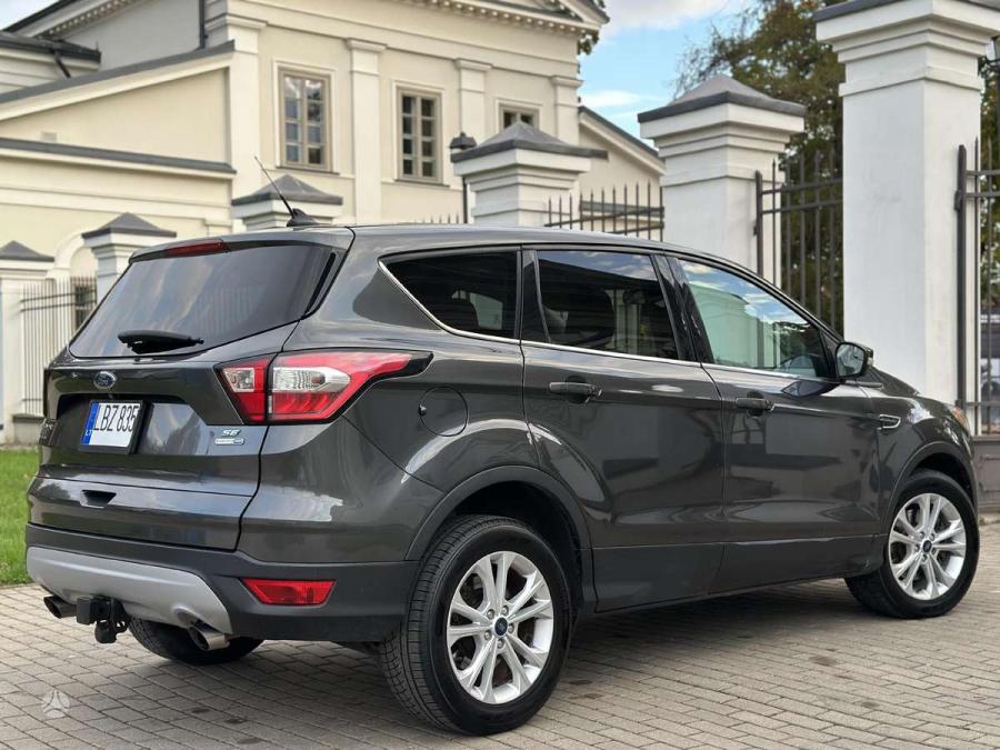 Pelēks Ford Escape 2019 Viļņa, ar dzinēja tilpumu 1.50 L un nobraukumu 57 tūkst. km par 8850 €, foto 8 vietnē AUTOMOTO.COM.LV